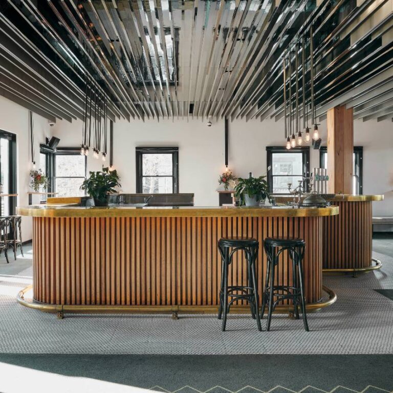 Function Venue, Bar & Pub in Brighton - Half Moon Hotel Melbourne